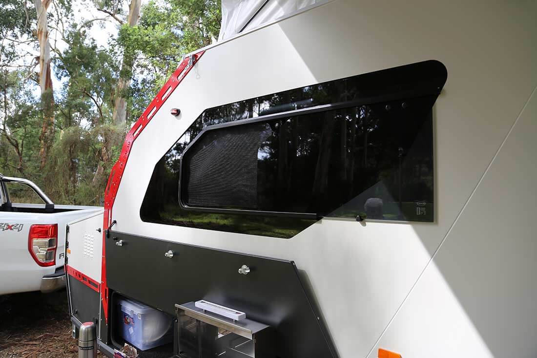 topaz-interior-appointments-4 - TRACK TRAILER