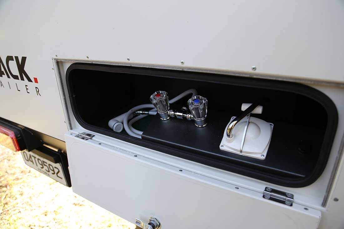 topaz-interior-appointments-40 - TRACK TRAILER