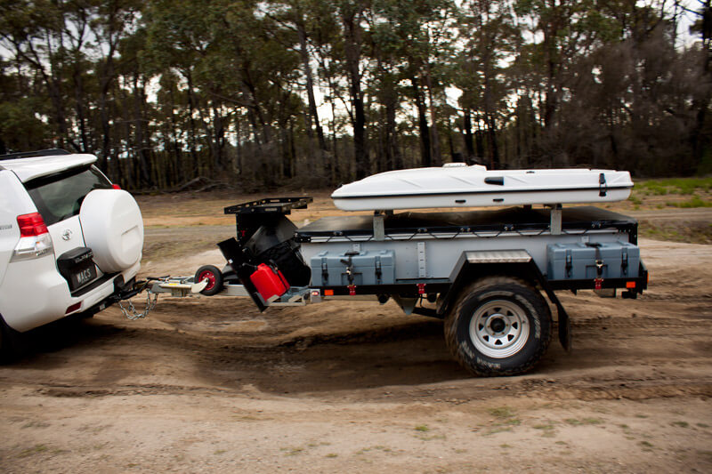 mate034 - TRACK TRAILER