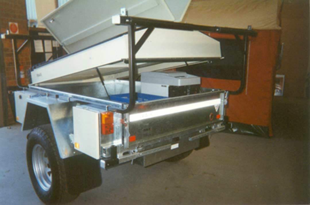 track-52 - TRACK TRAILER