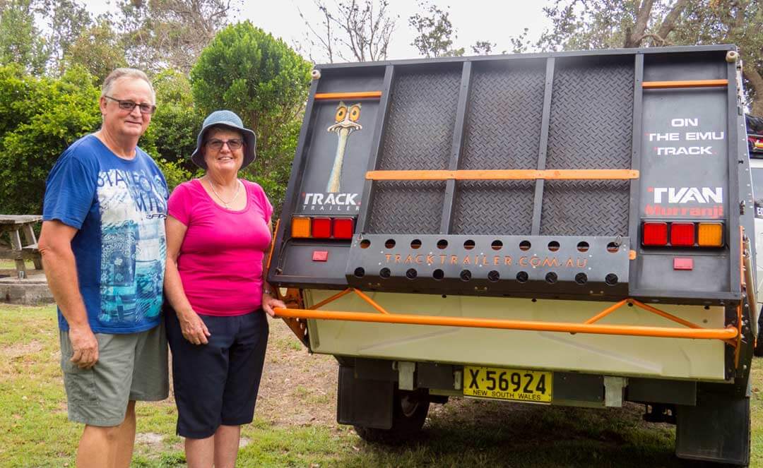 Signature-On-The-Emu-Track - TRACK TRAILER