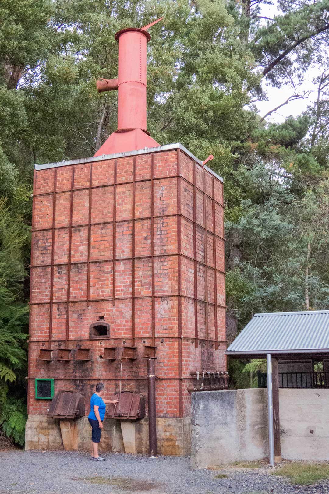 Kirth Kiln - TRACK TRAILER