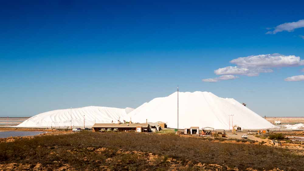 THE PILBARA - TRACK TRAILER
