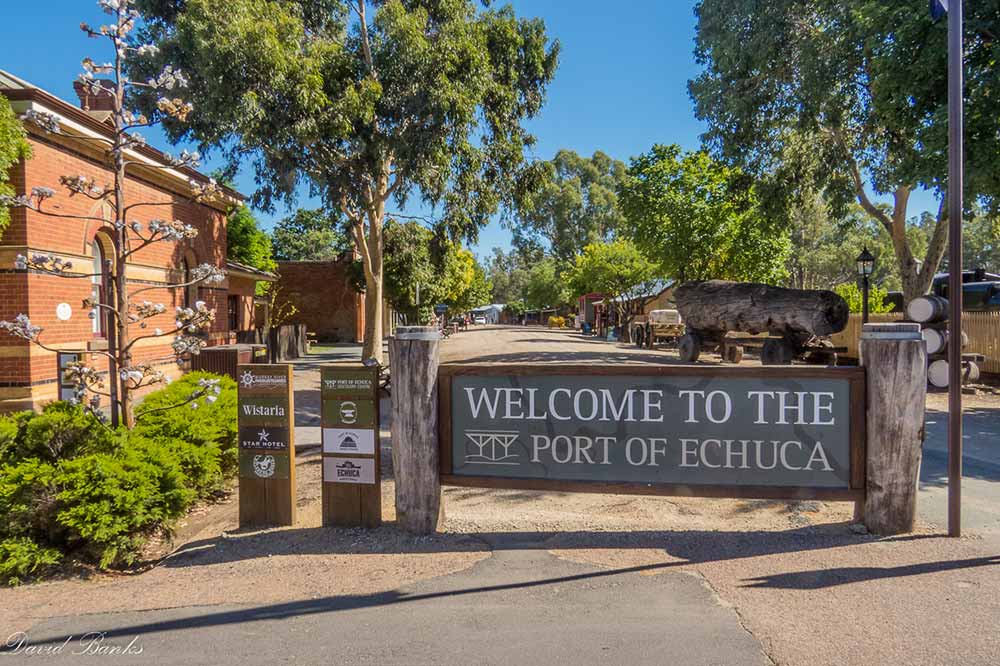 The Port of Echuca - TRACK TRAILER