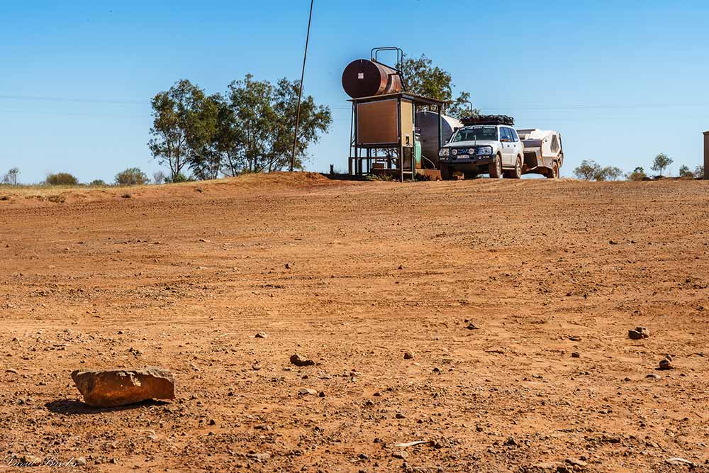 Epenarra Station - fuelling up - TRACK TRAILER