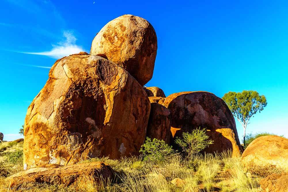 Sunset at the Devils Marbles - TRACK TRAILER
