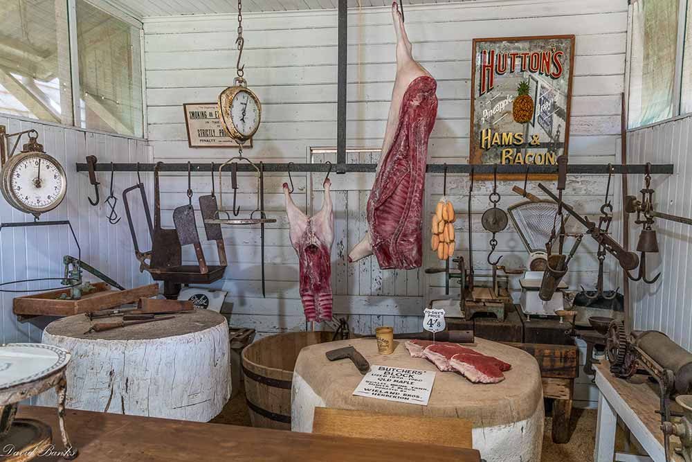 The Butcher Shop - TRACK TRAILER