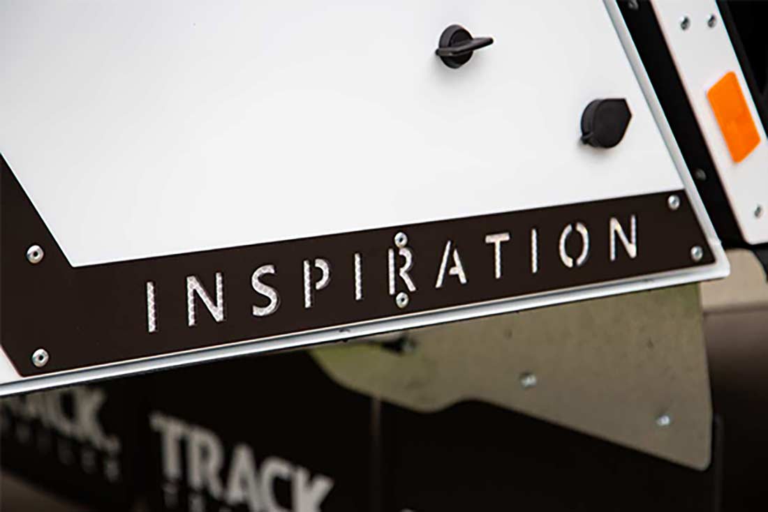 Tvan-Zenith-(13) - TRACK TRAILER